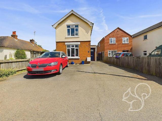 2 bedroom detached house for sale