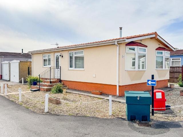 2 bedroom park home for sale