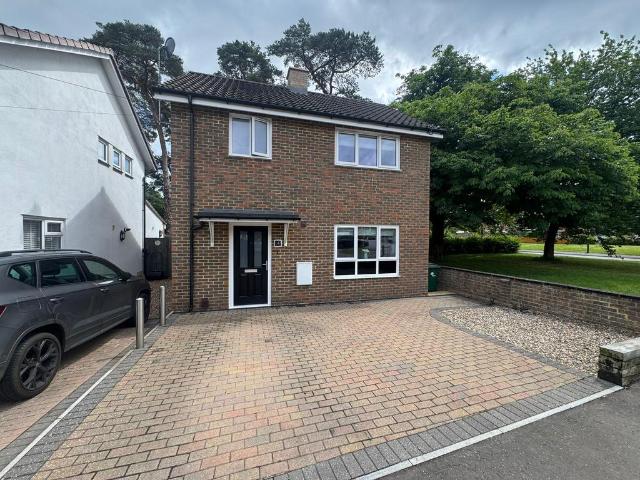 2 bedroom detached house for sale