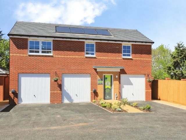 2 bedroom detached house for sale
