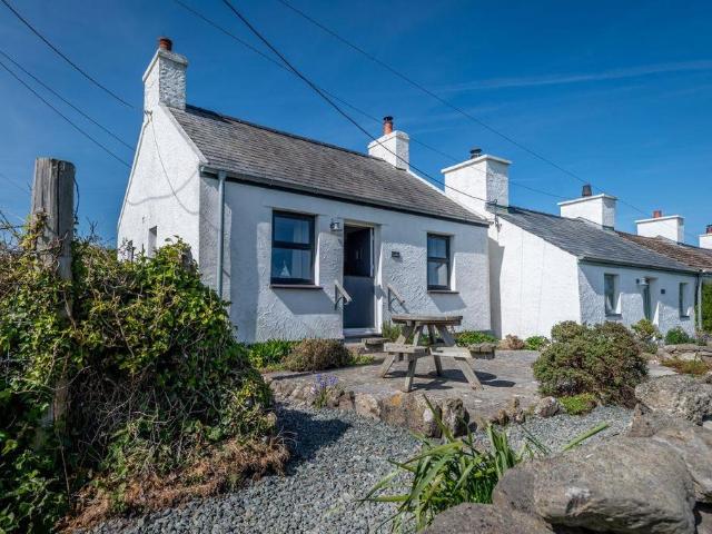 2 bedroom detached house for sale
