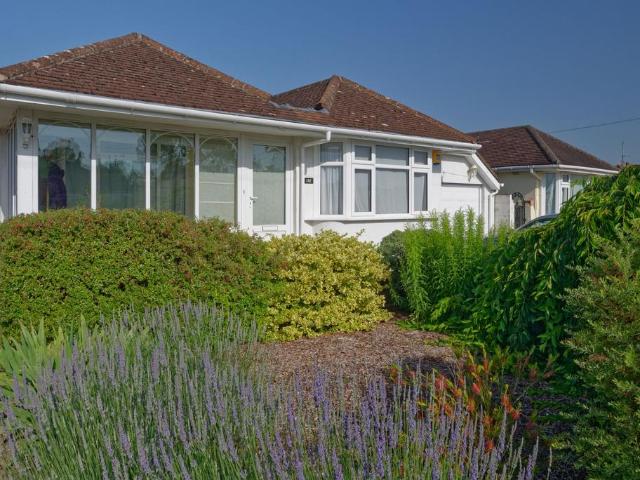 2 bedroom detached house for sale