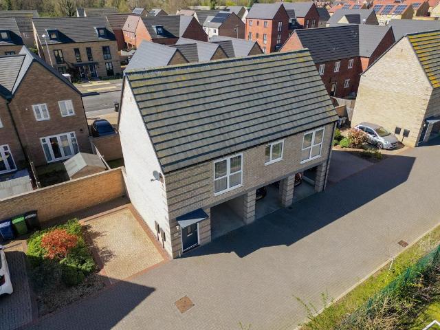 2 bedroom detached house for sale