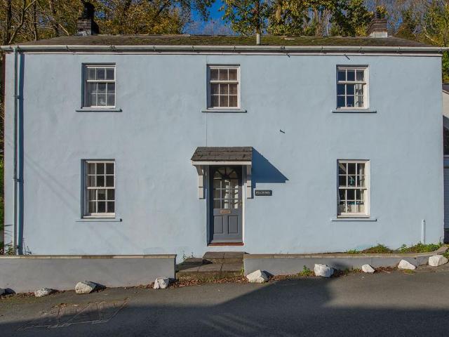 2 bedroom detached house for sale