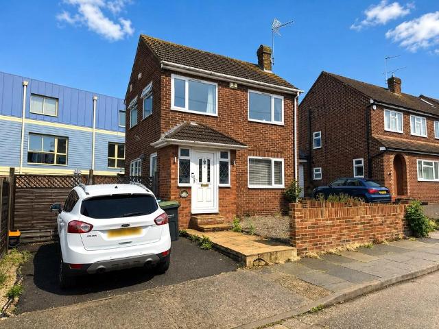 2 bedroom detached house for sale