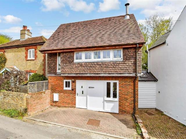 2 bedroom detached house for sale