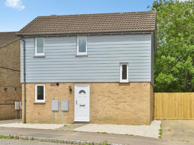 2 bedroom detached house for sale