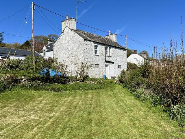 2 bedroom detached house for sale