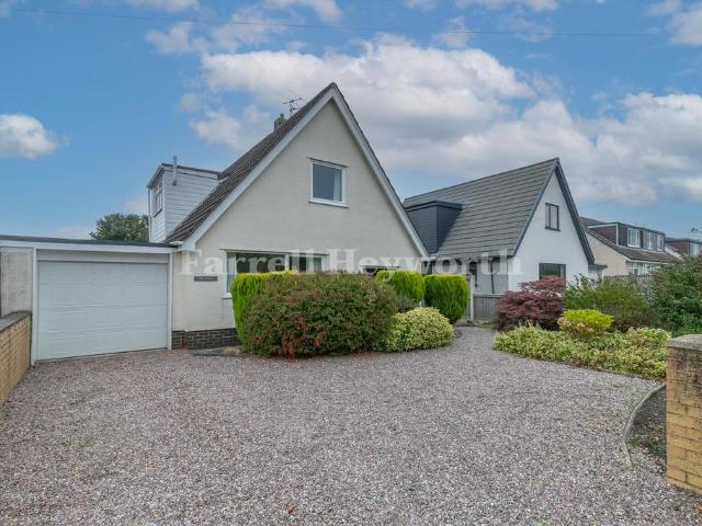 2 bedroom detached house for sale