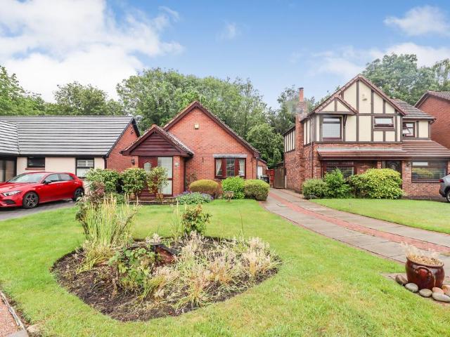 2 bedroom detached house for sale