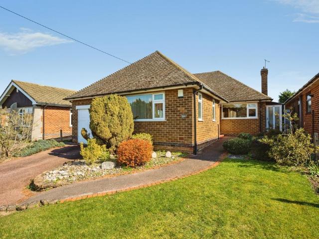 2 bedroom detached house for sale