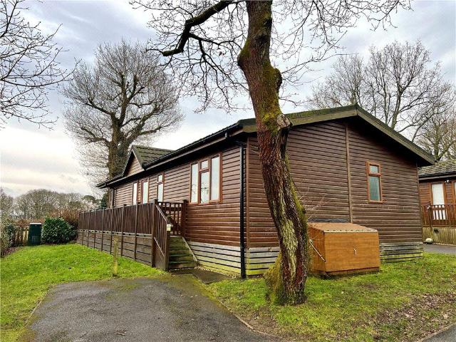 2 bedroom detached house for sale