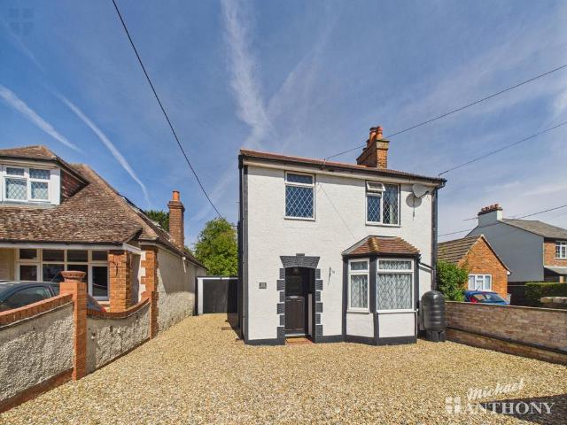 2 bedroom detached house for sale