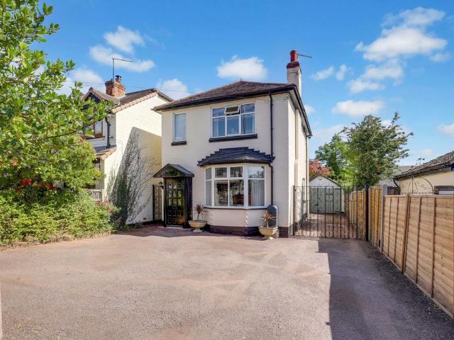 2 bedroom detached house for sale
