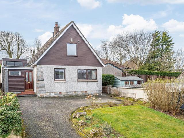 2 bedroom detached house for sale