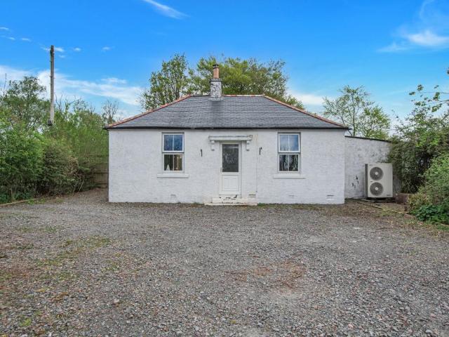 2 bedroom detached house for sale