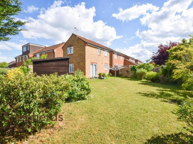 2 bedroom detached house for sale