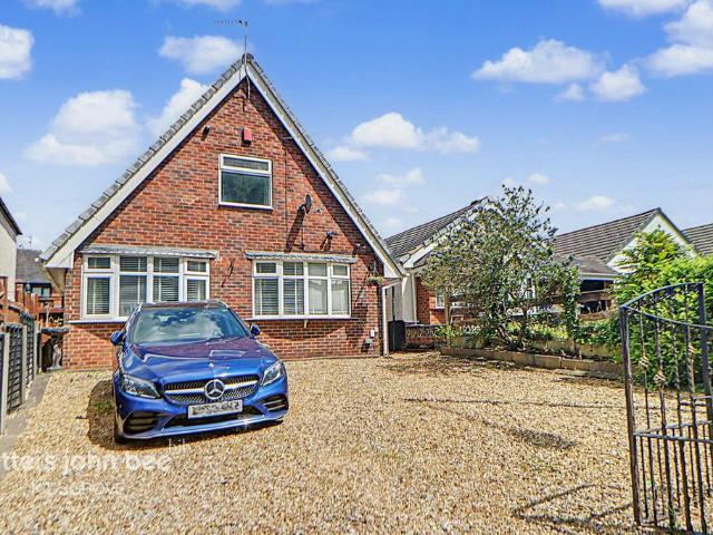 2 bedroom detached house for sale