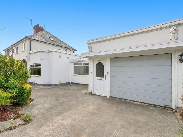 2 bedroom detached house for sale