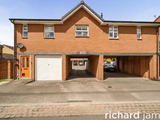 2 bedroom detached house for sale