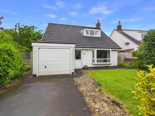 2 bedroom detached house for sale