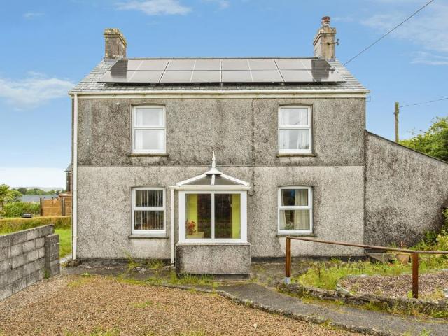 2 bedroom detached house for sale