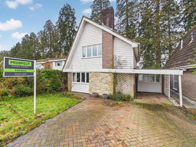 2 bedroom detached house for sale