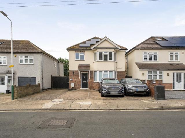 2 bedroom detached house for sale