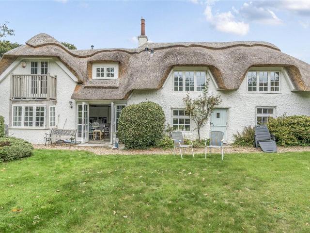 2 bedroom detached house for sale