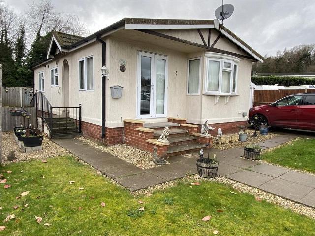 2 bedroom detached house for sale