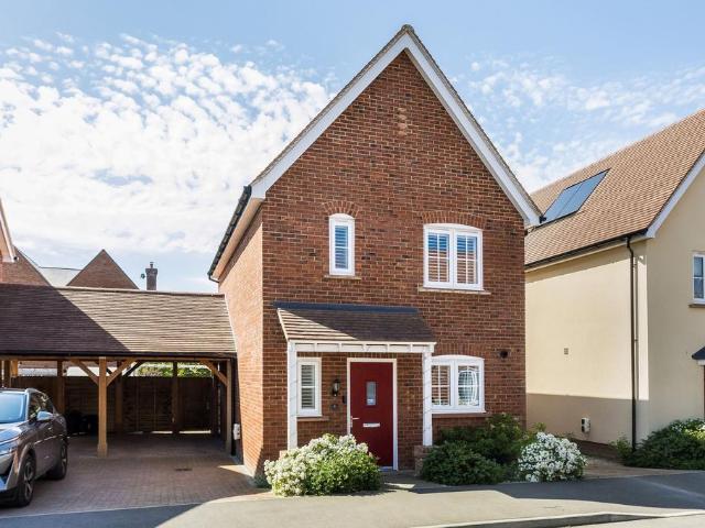 2 bedroom detached house for sale
