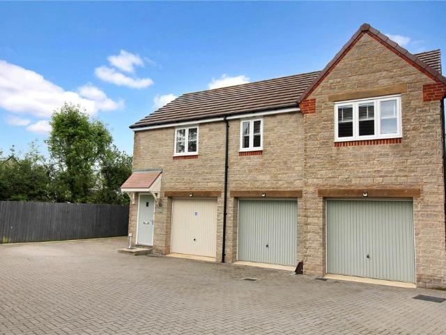 2 bedroom detached house for sale