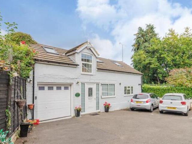 2 Bedroom Detached House For Sale In 14 High Street
