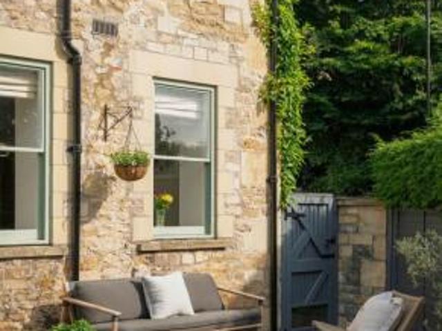 2 bedroom detached house for sale in Coachmans Cottage, Batheaston, BA1