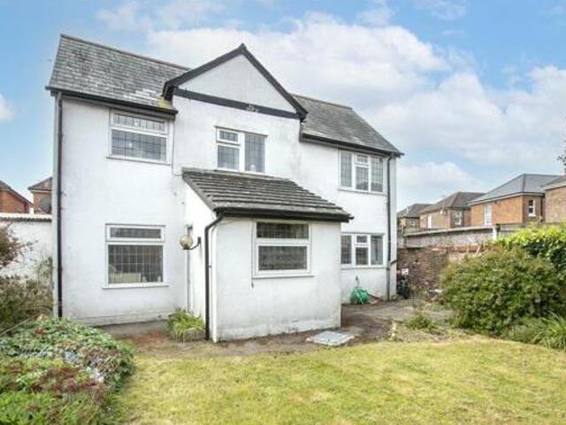 2 Bedroom Detached House For Sale In Charminster, Bournemouth