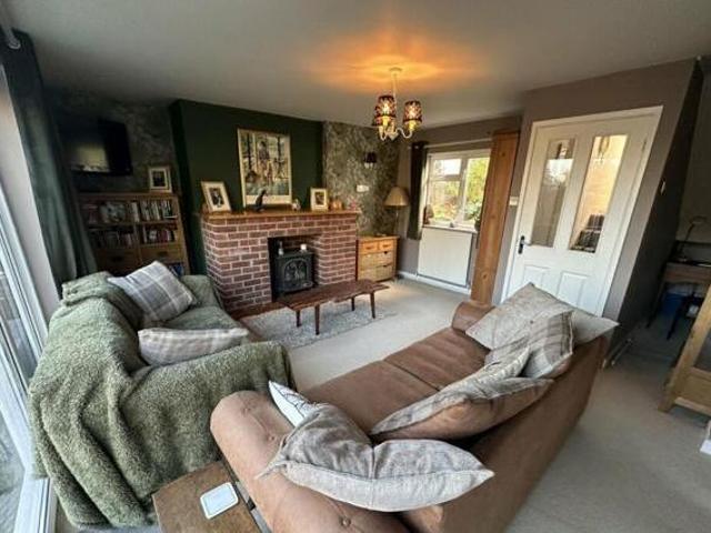 2 Bedroom Detached House For Sale In Clyro, Hereford