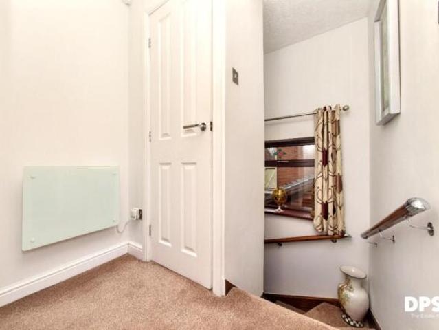 2 bedroom detached house for sale in Clayton Way, Leeds, LS10