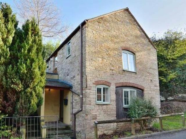 2 bedroom detached house for sale in Culver Street Newent Gloucestershire GL18