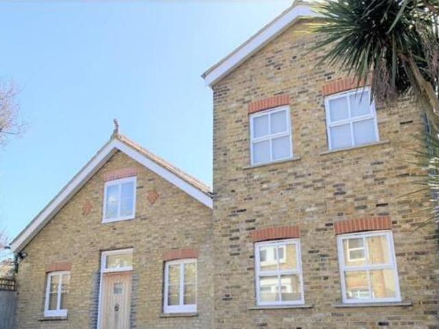 2 Bedroom Detached House For Sale In Balham