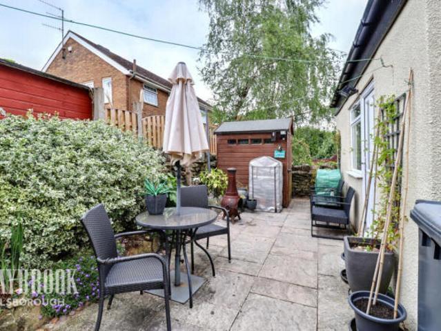 2 bedroom detached house for sale in Butler Road, Sheffield, S6