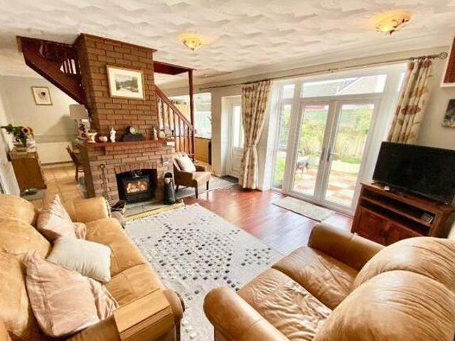 2 Bedroom Detached House For Sale In Godreaman, Aberdare