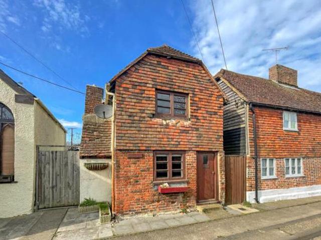 2 Bedroom Detached House For Sale In Gillingham, Kent