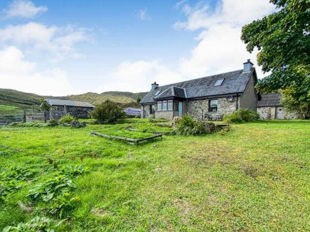 2 Bedroom Detached House For Sale In Glen Aray, Inveraray