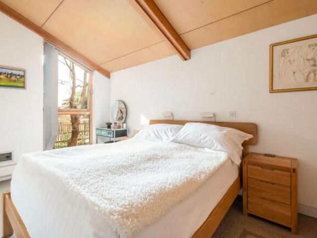 2 bedroom detached house for sale in Kimberley Road, Cambridge, CB4 1HJ, CB4