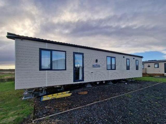 2 Bedroom Detached House For Sale In Honeysuckle Country Park, Widdrington