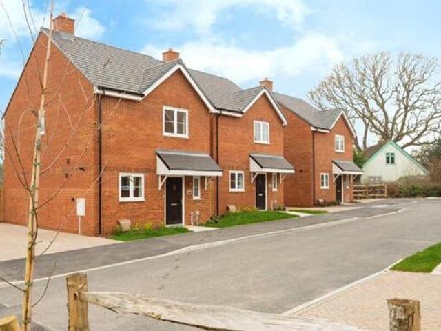 2 Bedroom Detached House For Sale In Horam