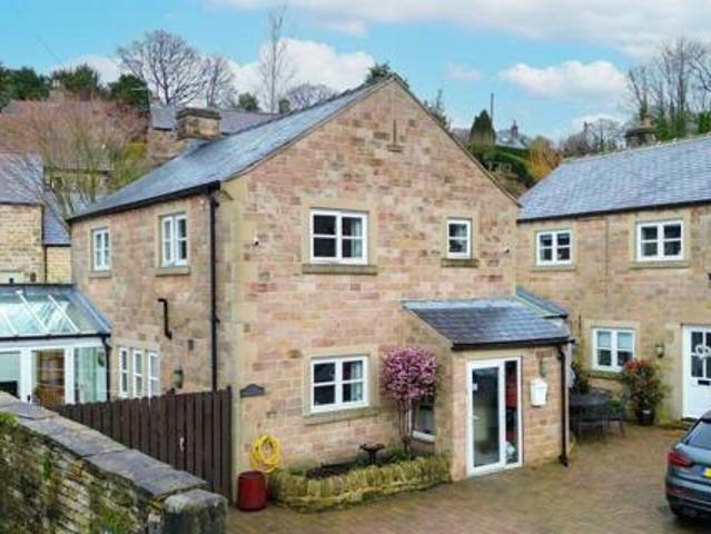 2 Bedroom Detached House For Sale In Hathersage