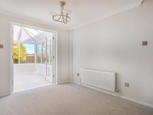 2 bedroom detached house for sale in Hawkchurch Gardens, Canford Heath, Poole, Dorset, BH17