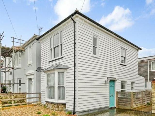 2 Bedroom Detached House For Sale In Hythe, Kent
