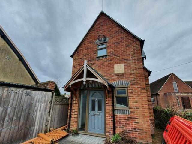 2 Bedroom Detached House For Sale In Oxfordshire